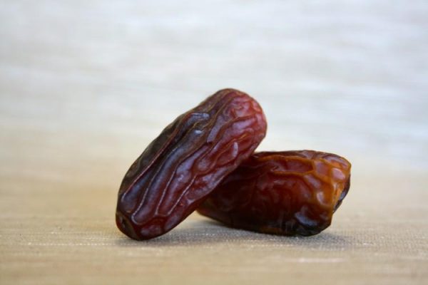 The Art and Flavor of Saudi Dates and Their Delights